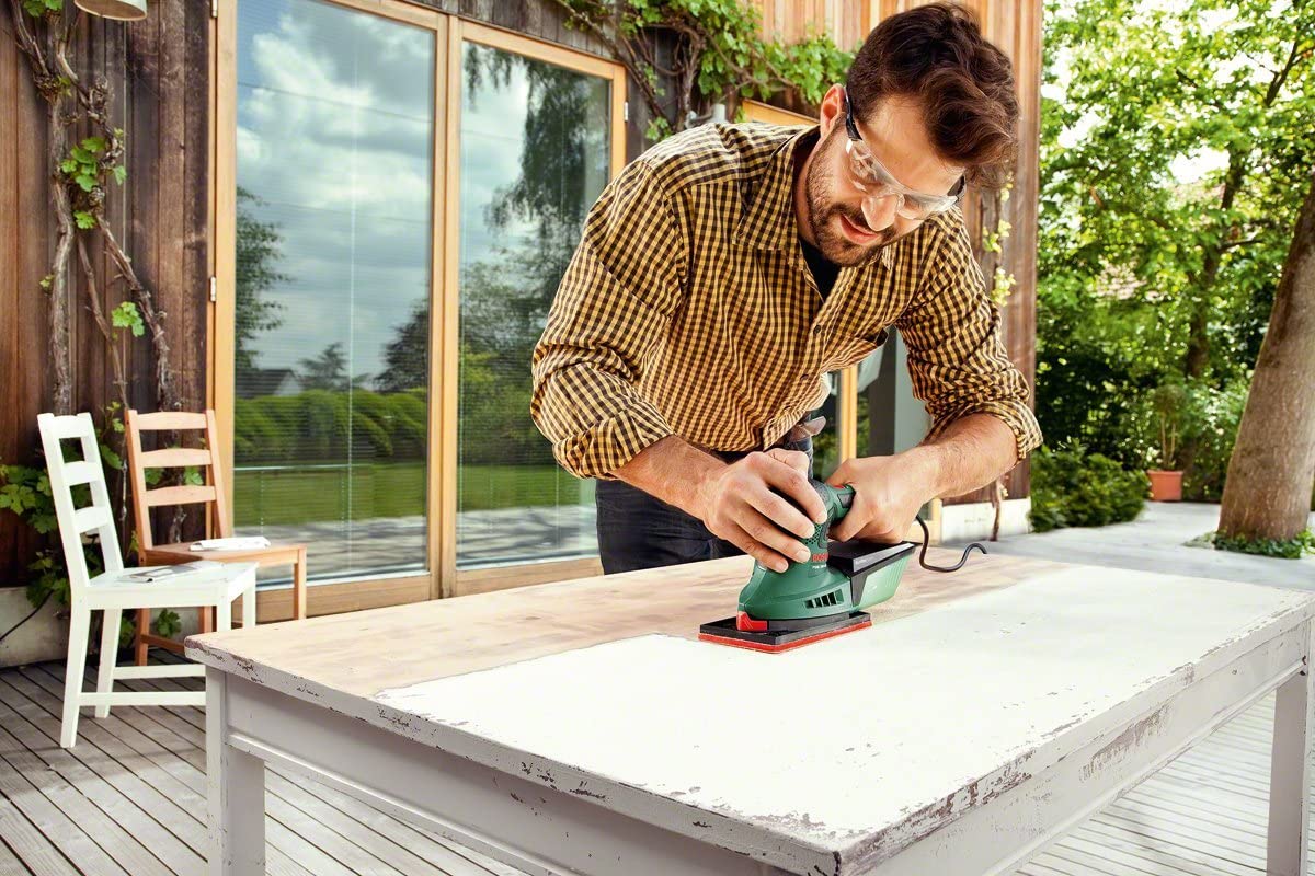 Best Sander for Furniture Restoration UK - WoodyManReviews