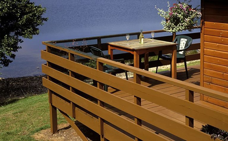 10 Best Oil Based Deck Stains in 2023 - WoodyManReviews